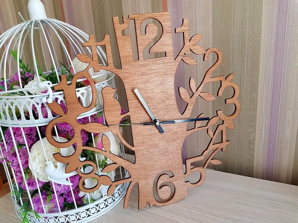 Ceas decorativ Copac, Folina, decorațiune din lemn lăcuit, dimensiune ...